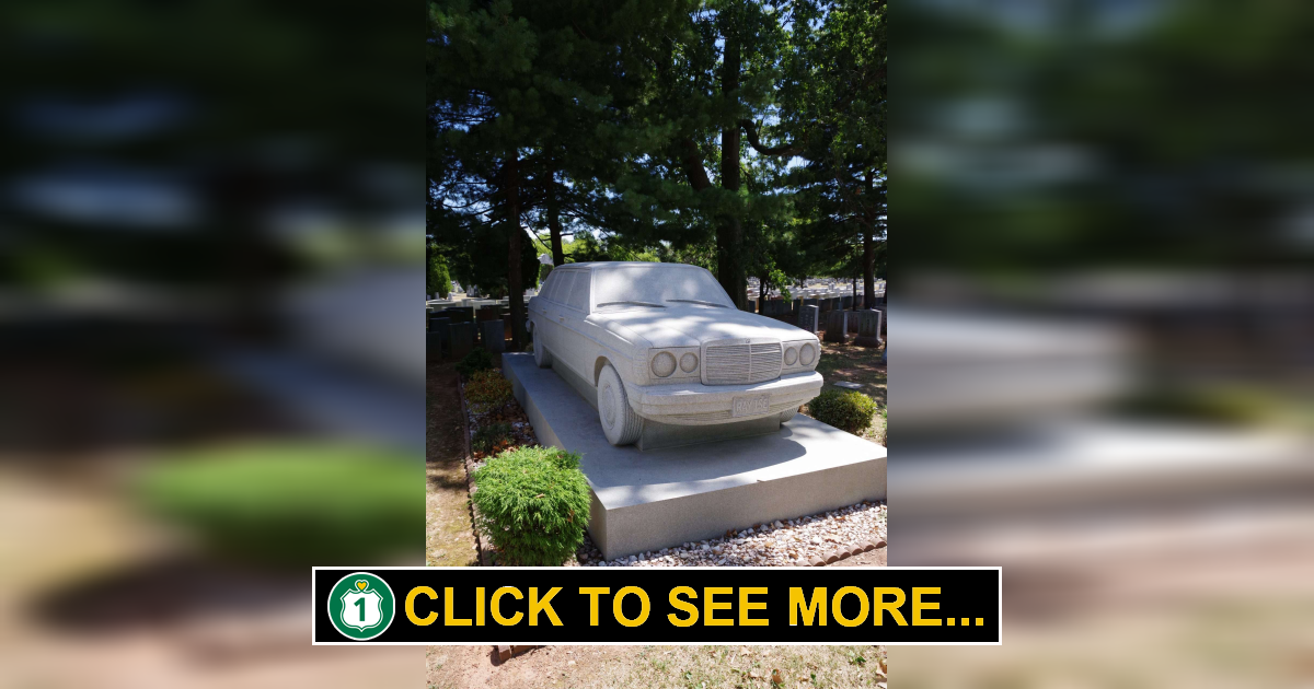 Rosedale Cemetery, Where they Rest in Peace near the Tank Farm in ...