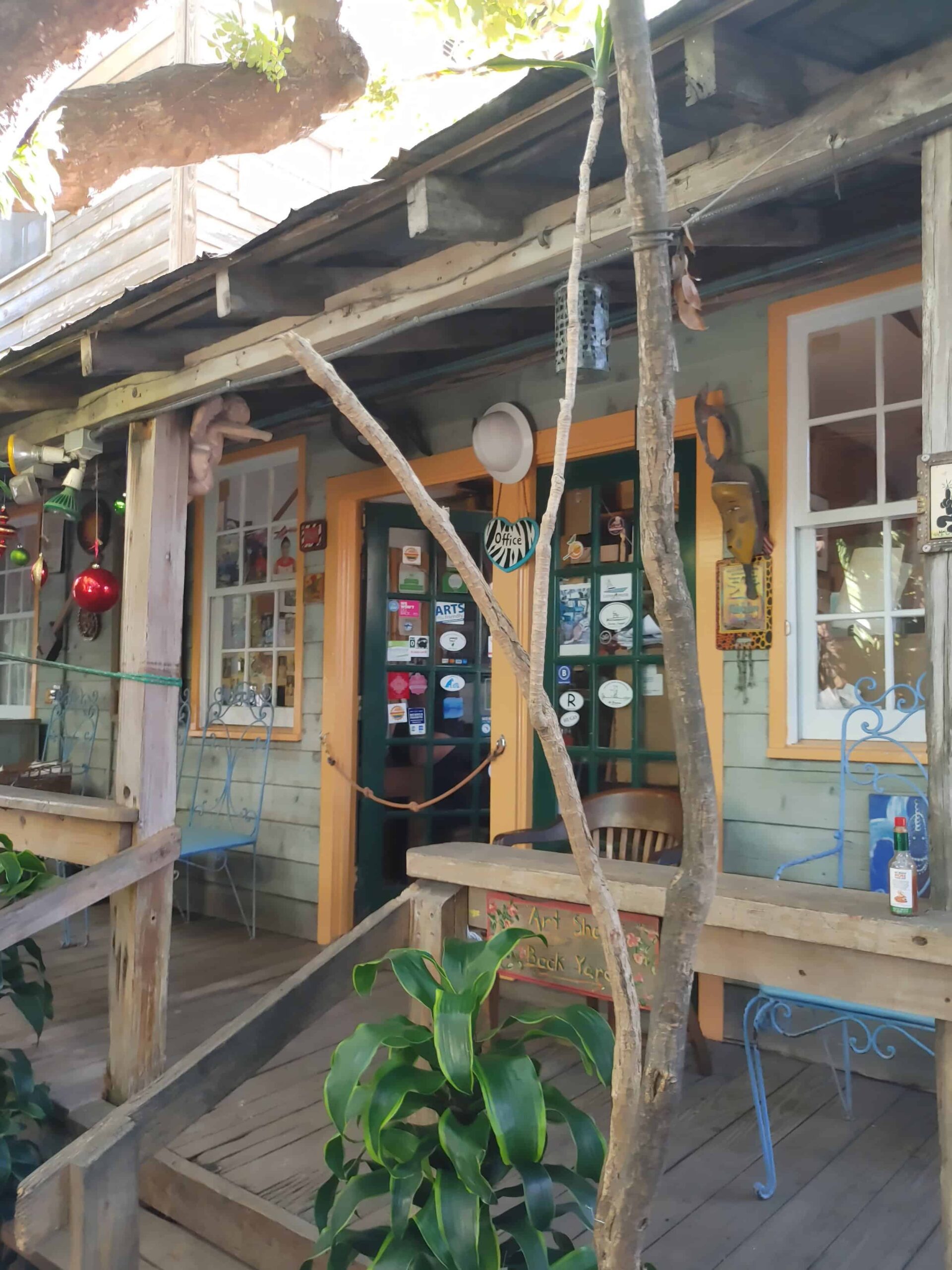 Blue Heaven Key West Florida - Route 1 Views