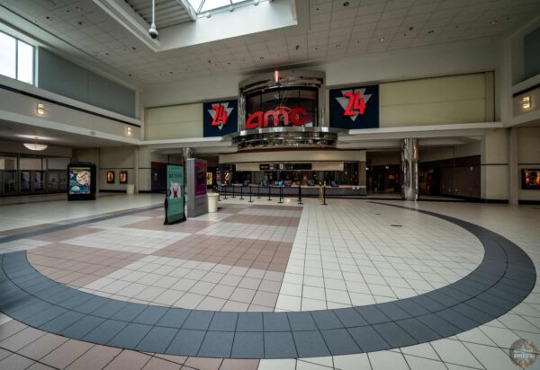 Neshaminy Mall: From Thriving Shopping Center to a Ghost Town - Route 1 ...