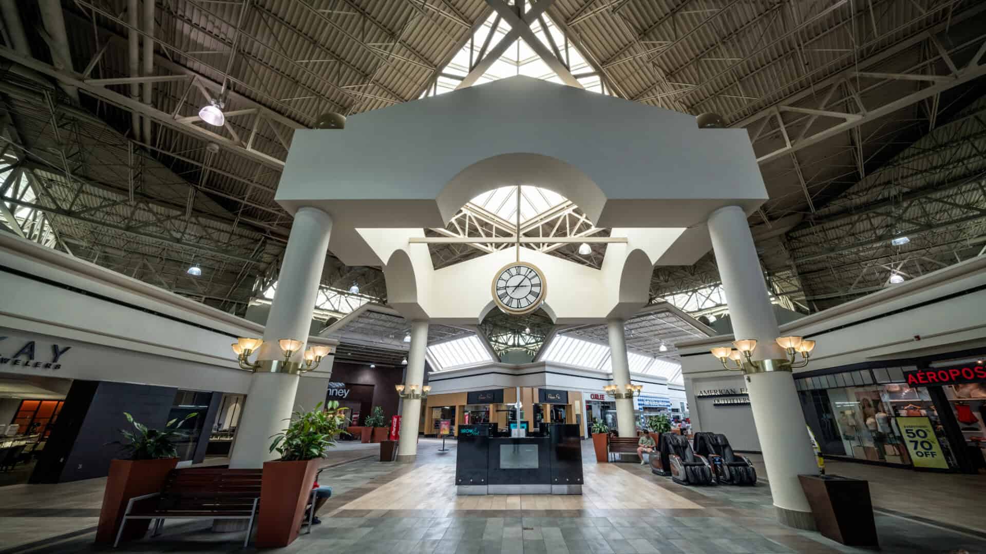 Exploring the Retro Charm of Southpark Mall in Colonial Heights - Route ...