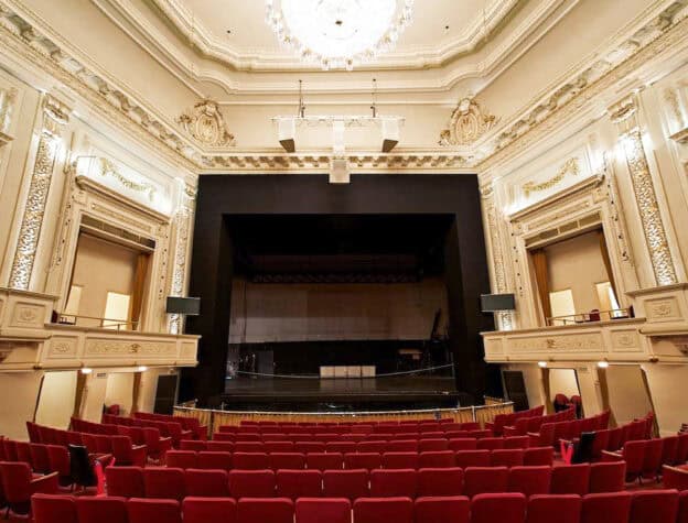 The Shubert Theatre - Boston, MA - Route 1 Views